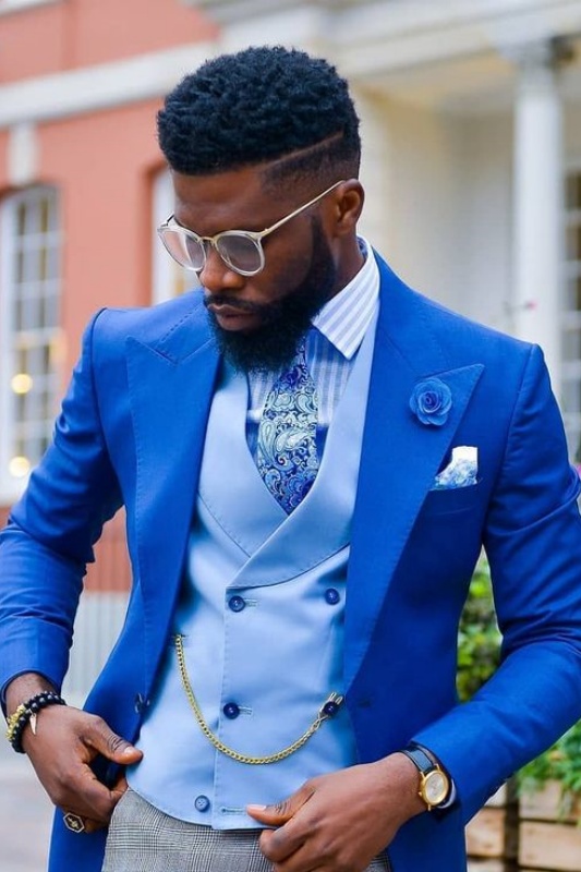 Maggie Royal Blue Peaked Lapel Three Pieces Prom Men Suits